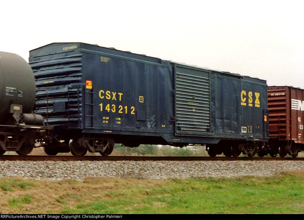 CSXT 143212 on NS No. 315